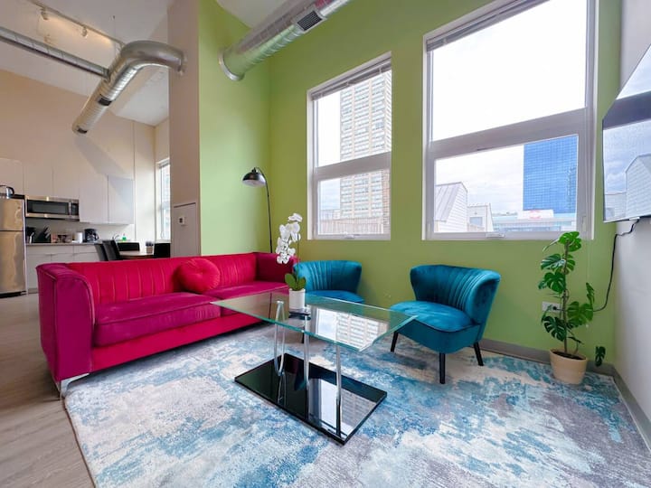 Mccormick 2br/2ba Oasis Parking/patio/gym/sleeps 6 - Chicago, IL