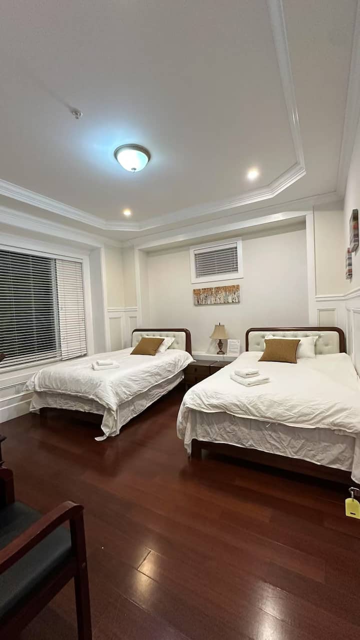 Share Home-luxurious Getaway In Vancouver #7 - Vancouver