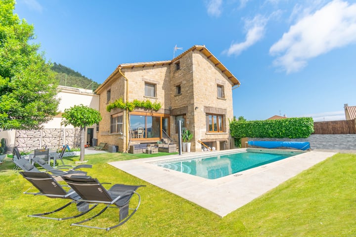 Espectacular Casa Rural Con Piscina Y Barbacoa - Navarre
