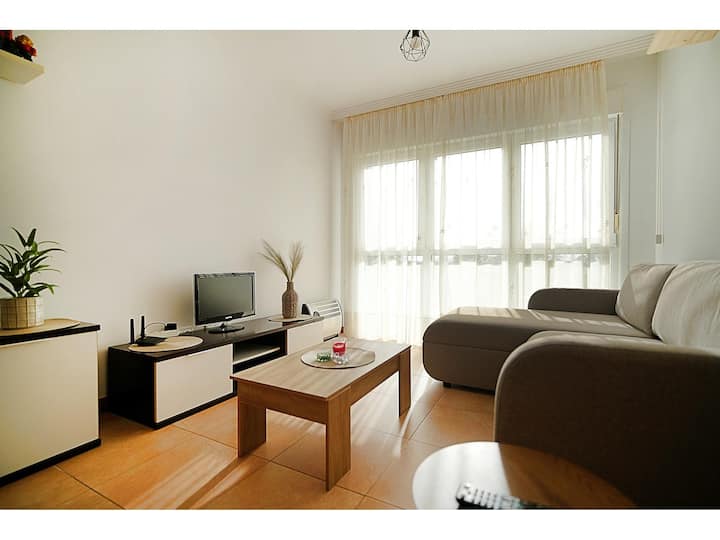 Apartamento Con Terraza En Barrantes - Ribadumia