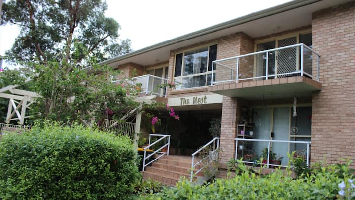 Holiday At The Nest - Air-conditioned - Wifi - Tea Gardens