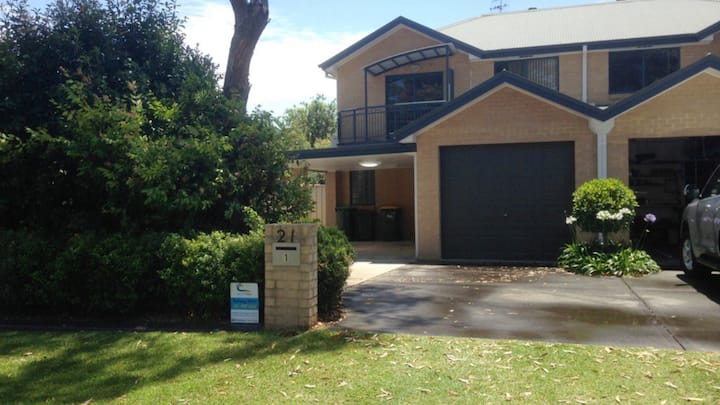 Entertainers Delight! Wifi! - Hawks Nest