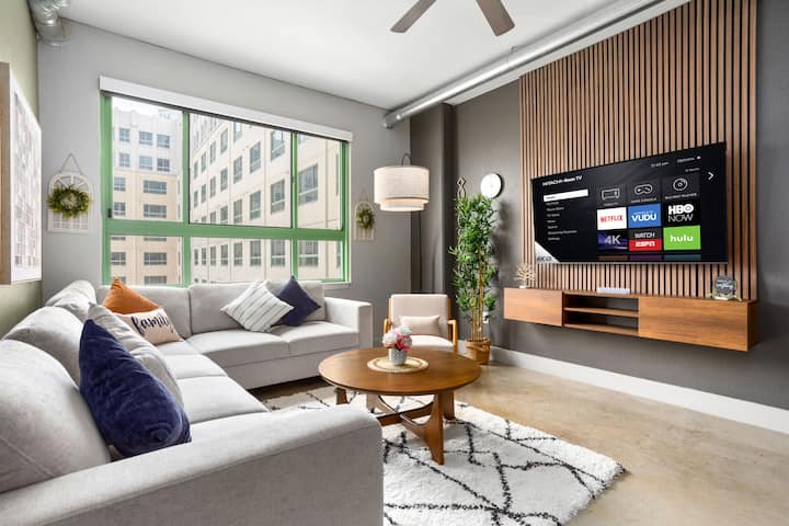 Central Flat W Pool|free Parking|walk To Riverwalk - San Antonio, TX
