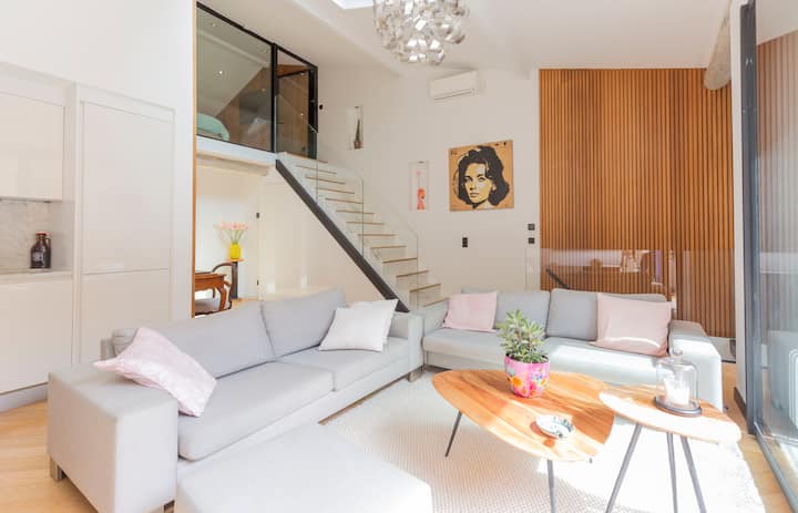 Maison Contemporaine Avec Terrasse Au Cœur Du - Juan-les-Pins