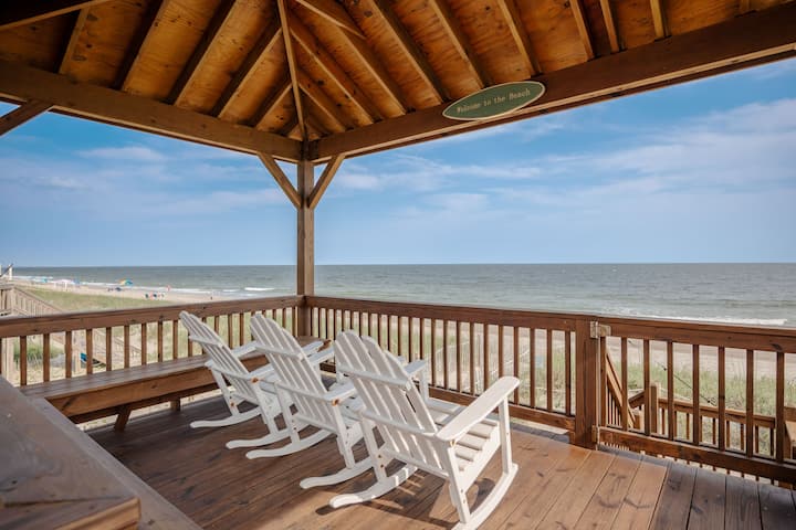 Island Retreat: Beautiful Oceanfront Home - Oak Island, NC