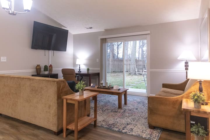 Mins To Park, River, Downtown! Chapel Hill Charmer - Kota