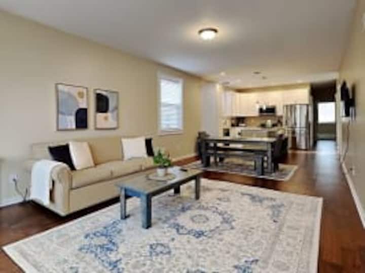 Mins To Downtown & Raceway! Rookwood Retreat 1 - Indiana (State)