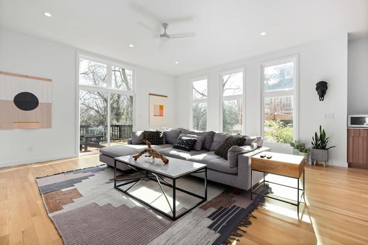 Modern Amenities, Downtown - Raleigh Craftsman - Raleigh, NC