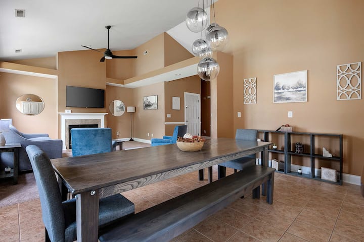 Near Airport-20 Min To Downtown- Chucktown Retreat - Charleston, SC