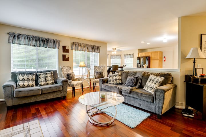 Pets Welcome: Convenient Family Home In Westland! - Westland, MI