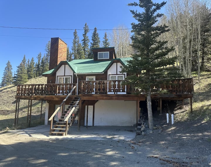 Valley Of The Pines Chalet - Red River, NM