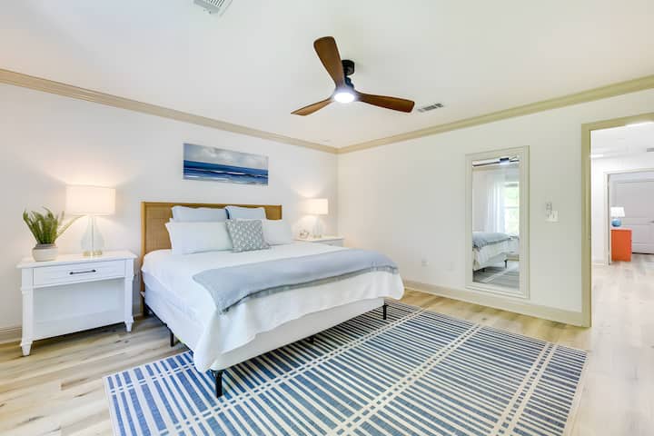 Inlet Beach Gem W/ Porch, Fire Pit & Pool Access - Rosemary Beach, FL