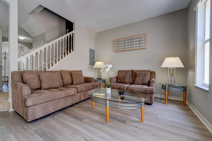 3br Family Townhome W/ Pool & Patio - Kissimmee, FL