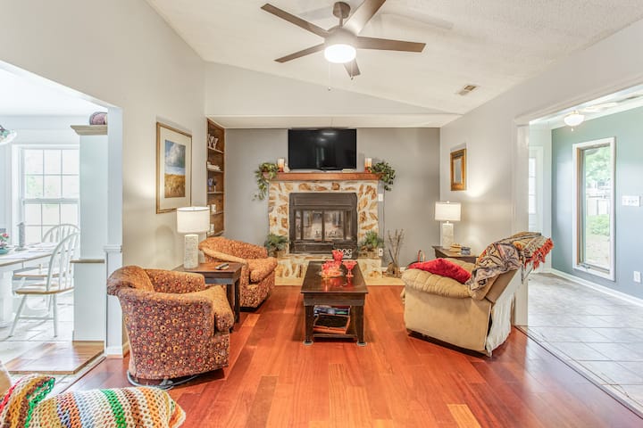 Home Office, Deck + Shared Pool: Little River Home - Little River, SC