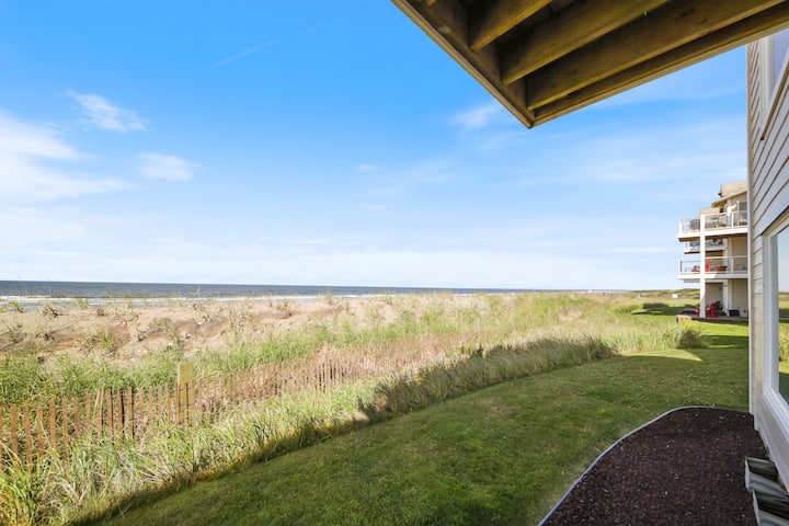 711 Beachfront Condo - Seabreeze, Easy Access, And - Westport