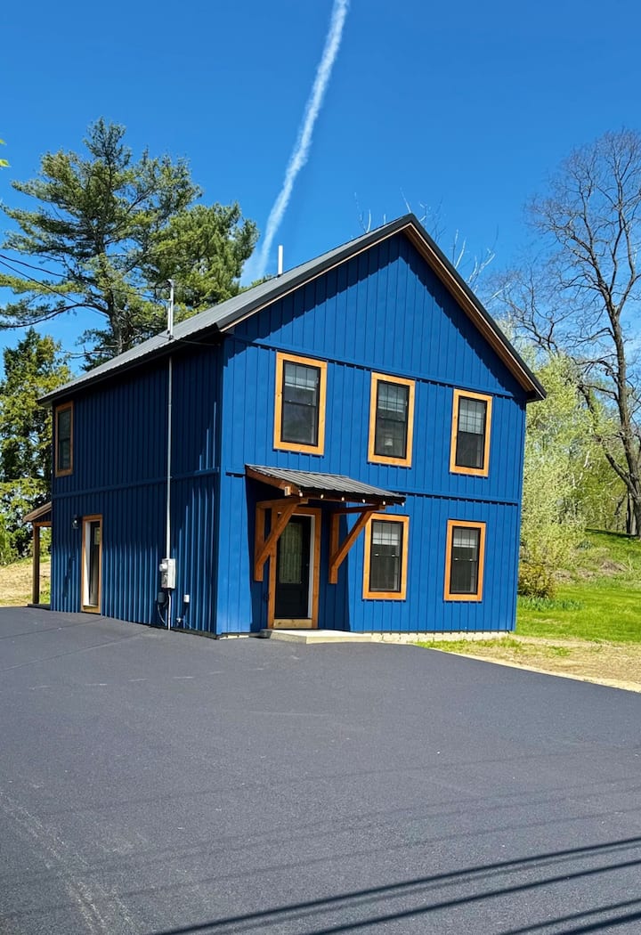 Brand New/blue-riverside | 3br 2.5bth | Fire Pit - 班戈