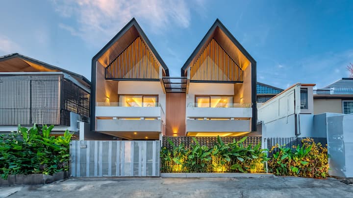 Villa Sientt: 4br Walking Distance To Berawa Beach - Bali