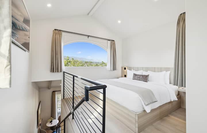Casa Riviera 18 - Boutique Suites - Santa Barbara, CA