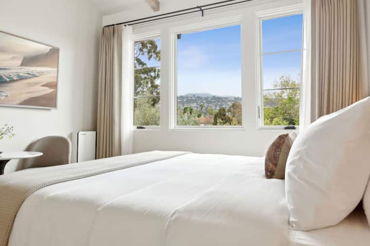 Casa Riviera 19 - Boutique Suites - Santa Barbara, CA