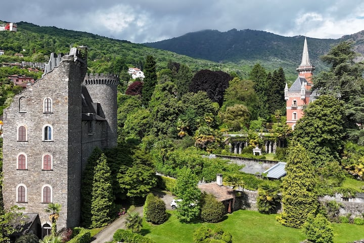 Albert Castle Apt - Happy Rentals - Baveno