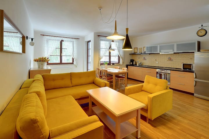 Karpacz Okrzei 1b | Spacious Apartment | Parking - Karpacz