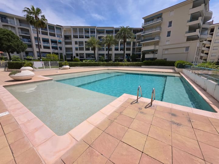 Les Pins Bleus By Interhome - Juan-les-Pins