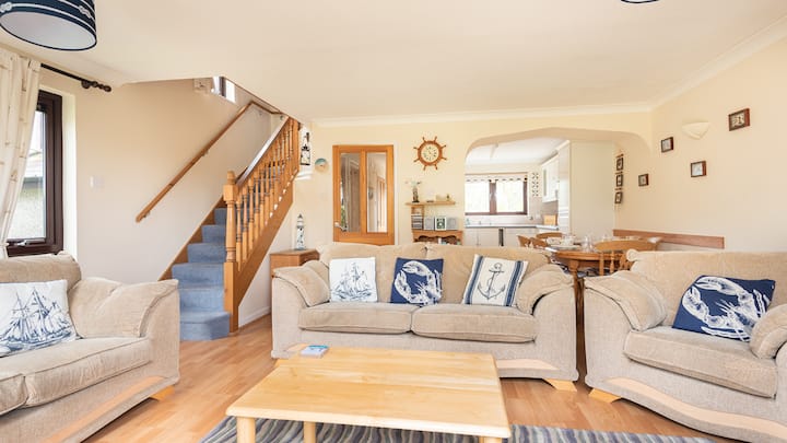 55 Upper Maen Cottage - Falmouth