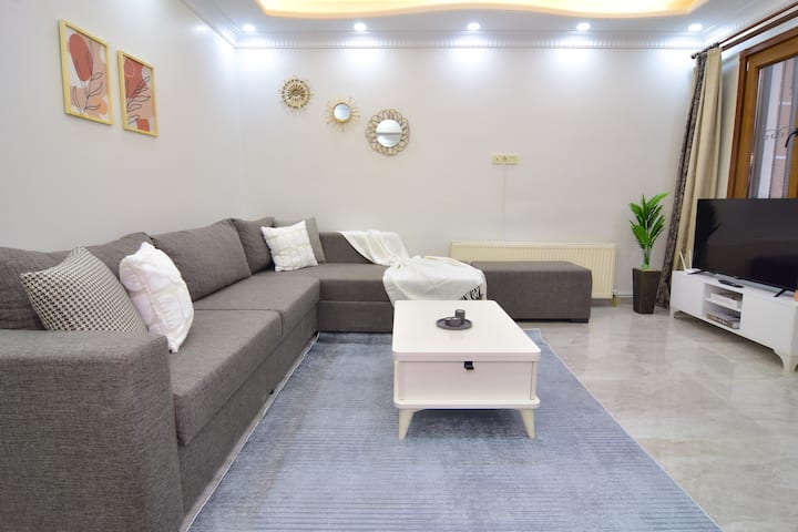 2br Home Outdoor Garden & Bbq - Esenyurt