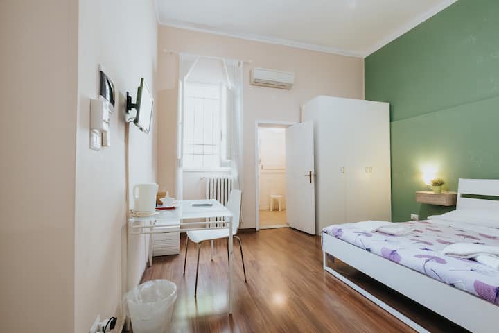 Mint - Color22 - Bari