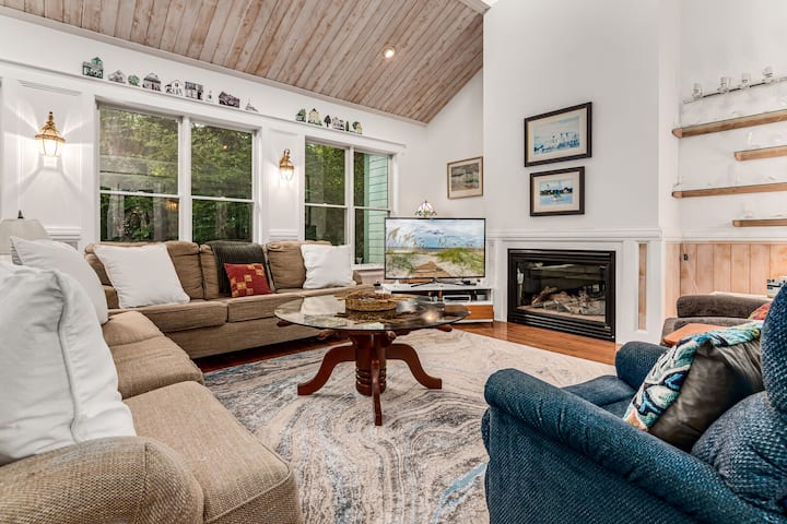 Marsh View Home In The Heart Of Bald Head Island - Bald Head Island, NC