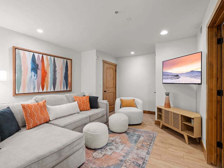 Cozy 2br Near Slopes + Hot Tub & Fireplace - Park City, UT