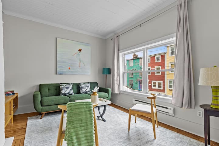 Stay On Bond | 2bd | 1bth| Queen Beds | Deck Vws - 聖約翰
