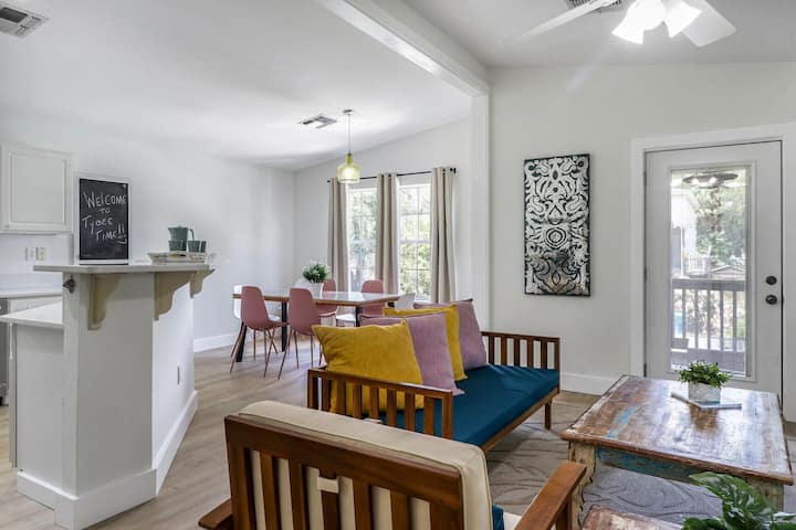 Budget-friendly Jasmine Loft For Family Of 6! - ティビー・アイランド, GA