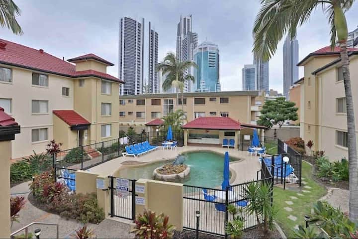 Surfers Paradise Waterfront Resort, Ideal Location - ゴールドコースト