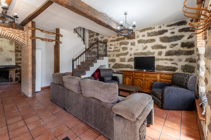 La Bodega De Gredos - Navaluenga