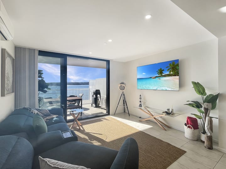 Coastal Chic In Batemans Bay – Your Perfect Escape - Batemans Bay