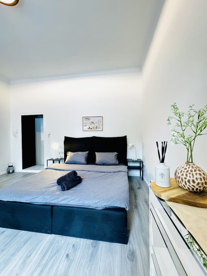 Charming 1br Retreat | Peaceful & Central Location - Klosterneuburg