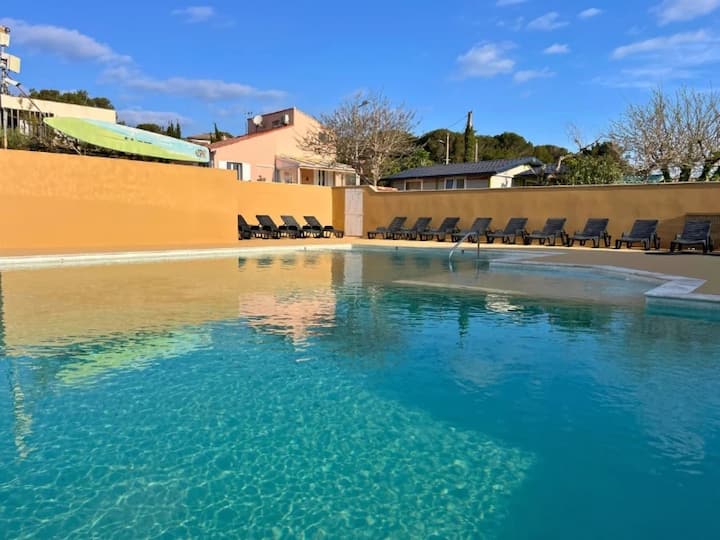 Zecamping 3 éToiles Mobil Home 60m² Piscine - Martigues
