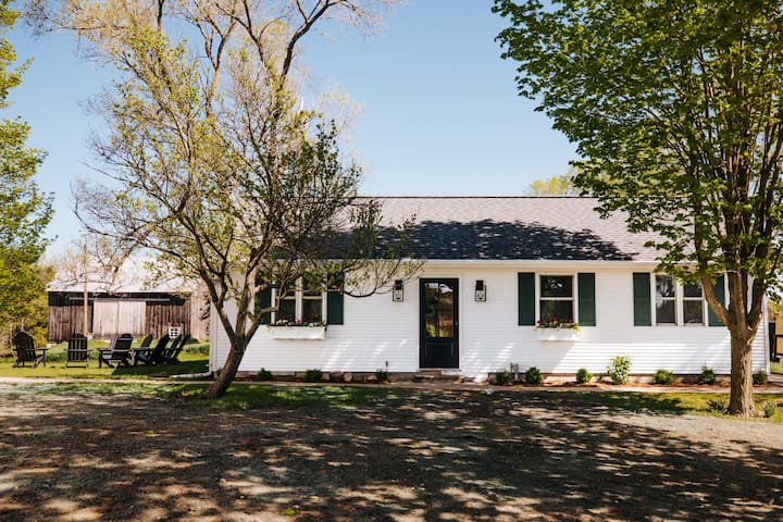The Bunkhouse At Arcadia: A Golf Retreat - Arcadia, MI