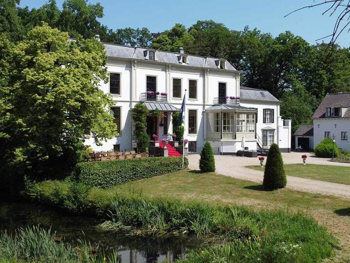 Picturesque Estate Rooms With Forest Views - Eerbeek