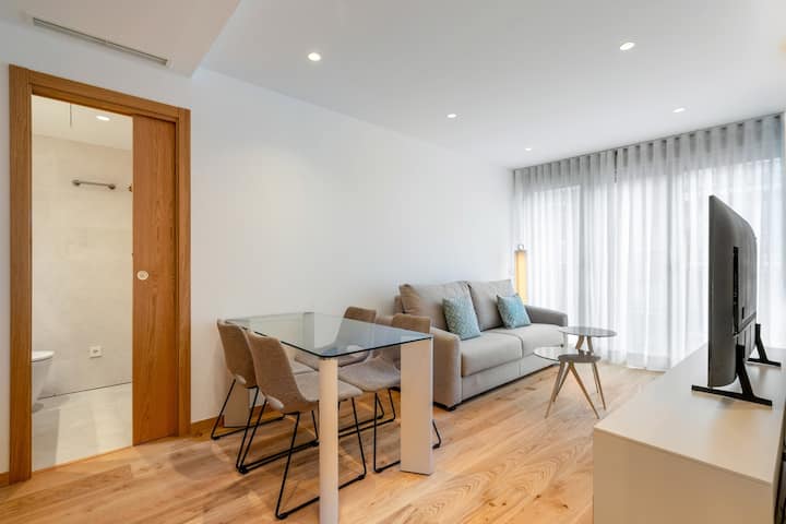 Elegance & Comfort In Chamberi- B - Universidad Politécnica de Madrid