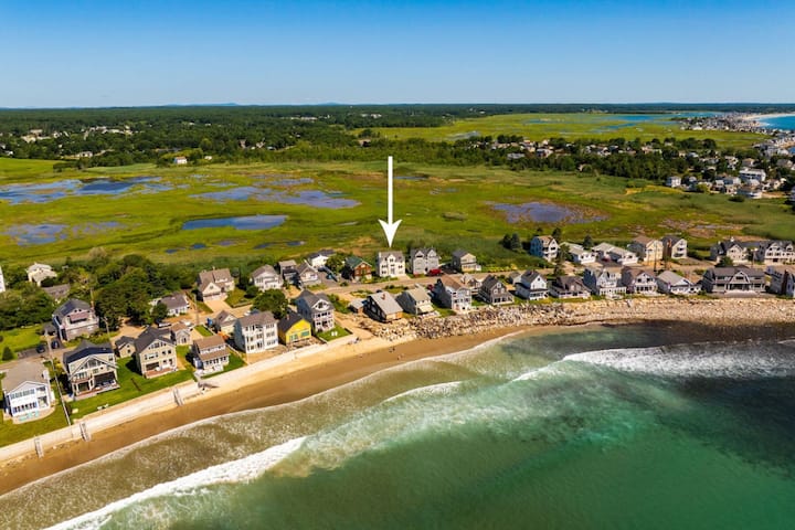 Bright & Breezy Moody Beach Retreat - Sleeps 10 - Ogunquit, ME