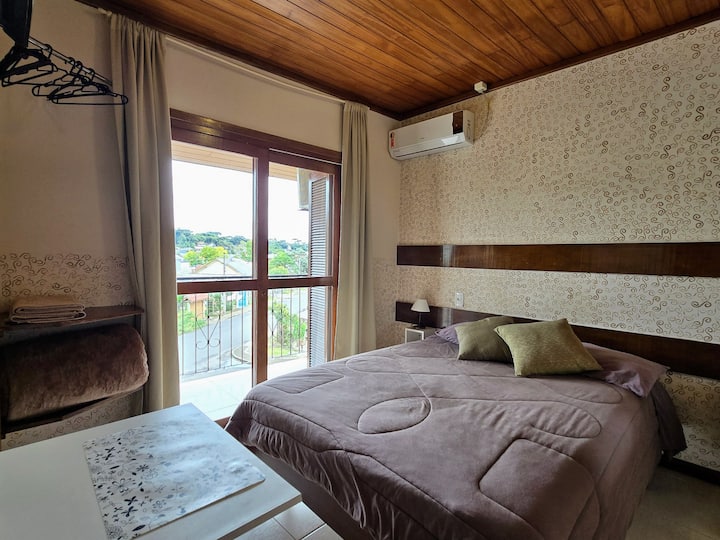 Cozy Suite With A Balcony, Kitchen, And Linens - Canela