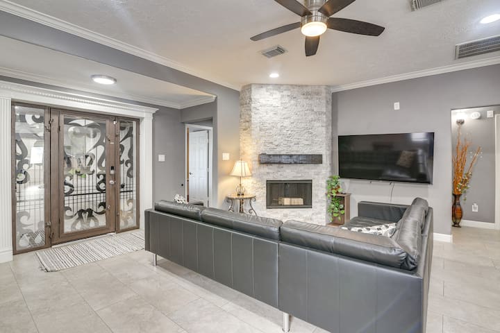 11 Mi To Dtwn: Family Home In Houston! - Houston