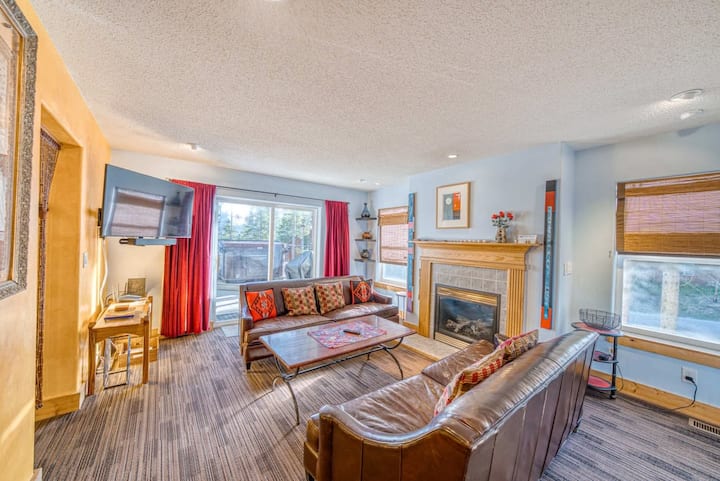 3br - Hot Tub, Jacuzzi, Stunning Mt. Elbert Views - Leadville, CO