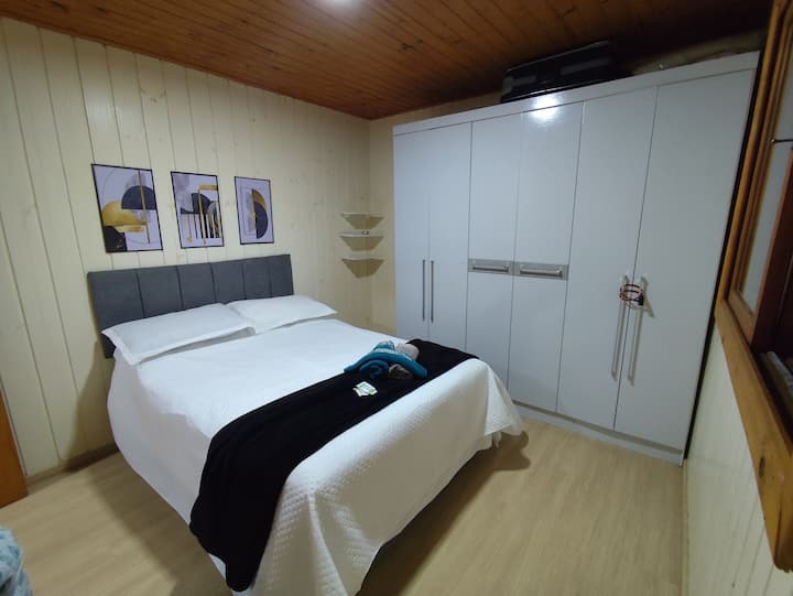 Cozy Chalet With Great Location And Comfort - Canela