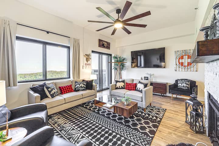 Sugartop Resort Condo: Grandfather Mountain Views! - Sugar Mountain, NC