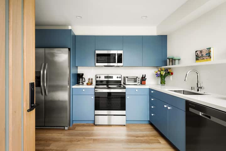 New! Modern Mar Vista Hideaway - Culver City