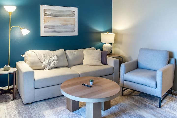 Landing | Stunning 1bd, Clubhouse, Gym - Broken Arrow, OK