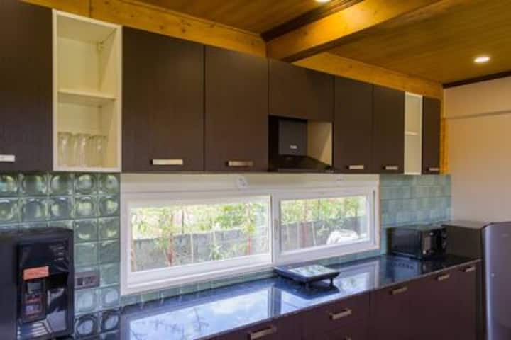 4-bhk W/ Common Pool, Garden & Gaming Zone - Palampur